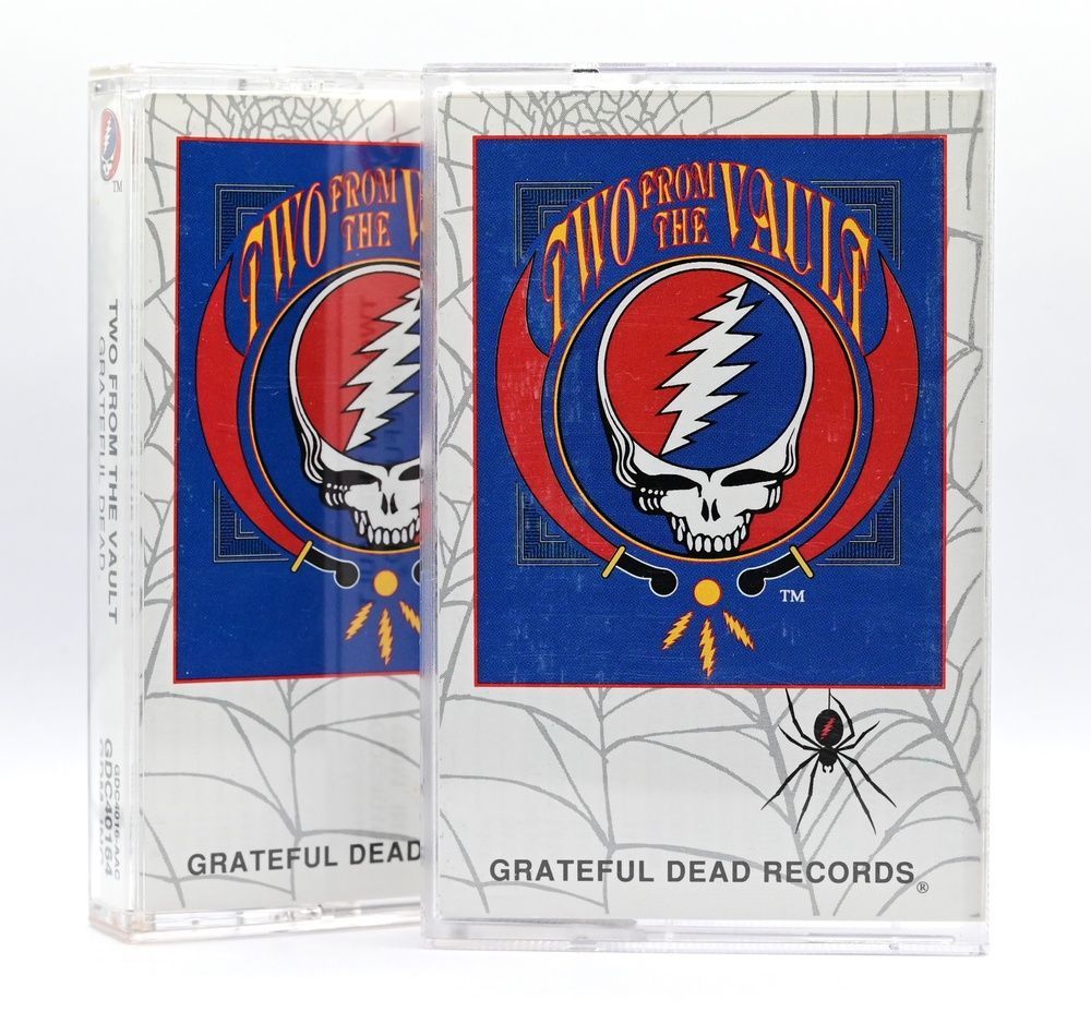 Tapestore: Аудіокасета Grateful Dead – Two From The Vault